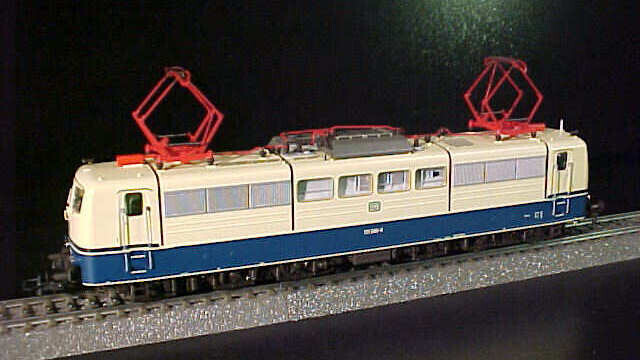 Roco Elektrolokomotive Serie BB 9200, SNCF (73049) ab 274,49 ...