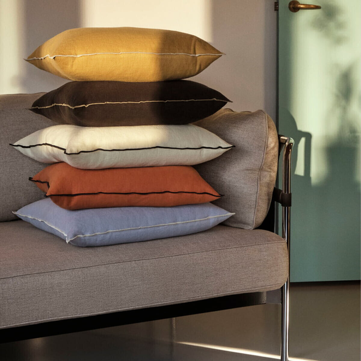 HAY Outline 50 x 50 cm terre de sienne au meilleur prix sur idealo.fr