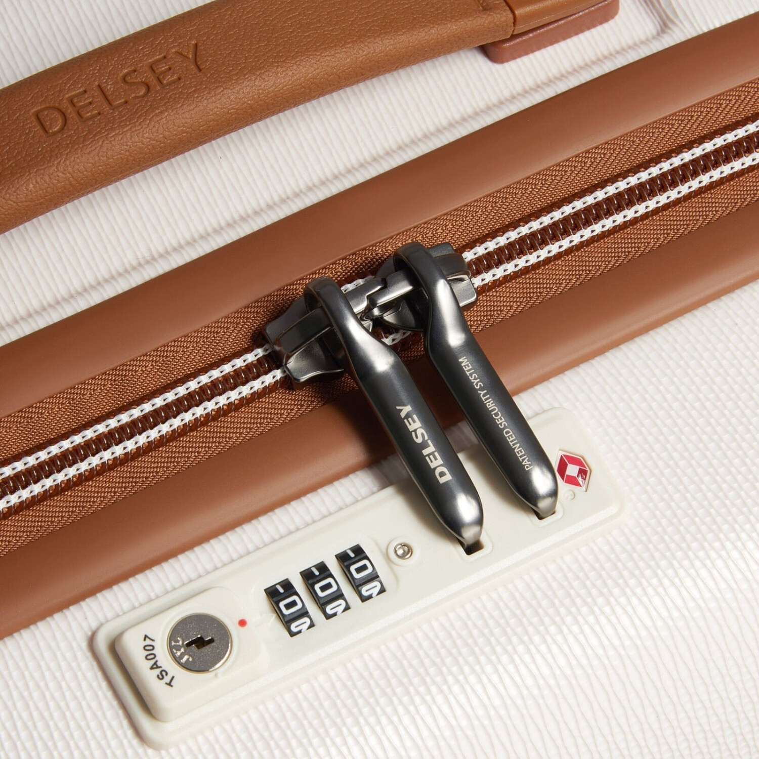 DELSEY PARIS Chatelet Air 2.0 Suitcase 76 cm : préparez les soldes d ...