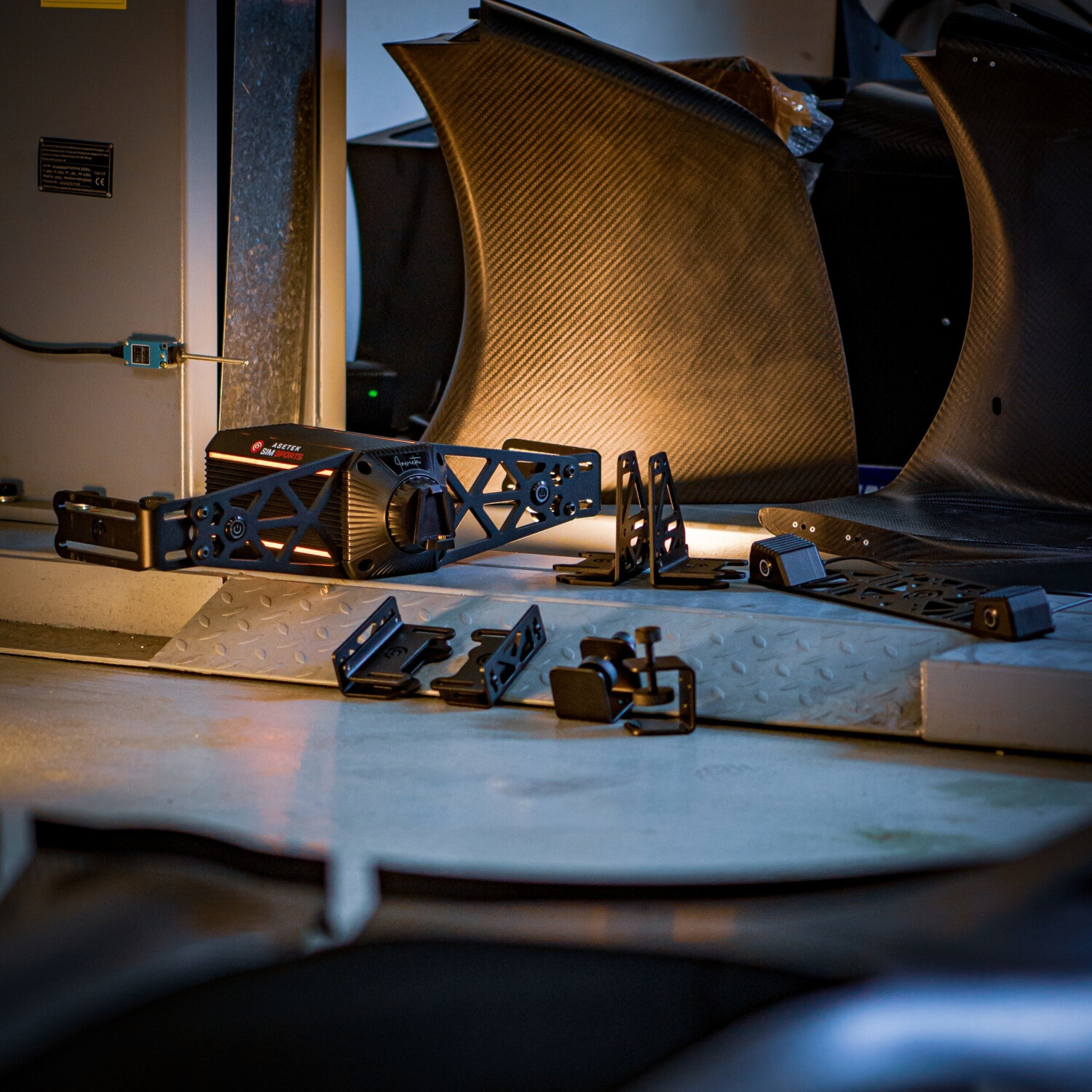 Asetek SimSports Side Mount with Tilt ab 45,14 € | Preisvergleich bei ...