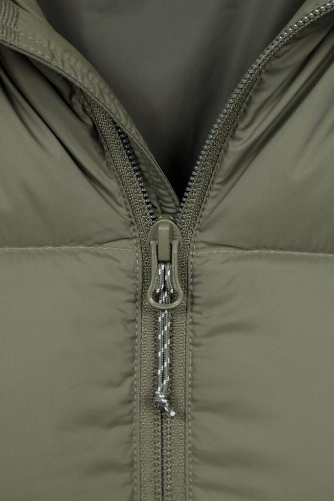 Buy Mountain Warehouse Stratus Packable Down Vest khaki green from £63. ...