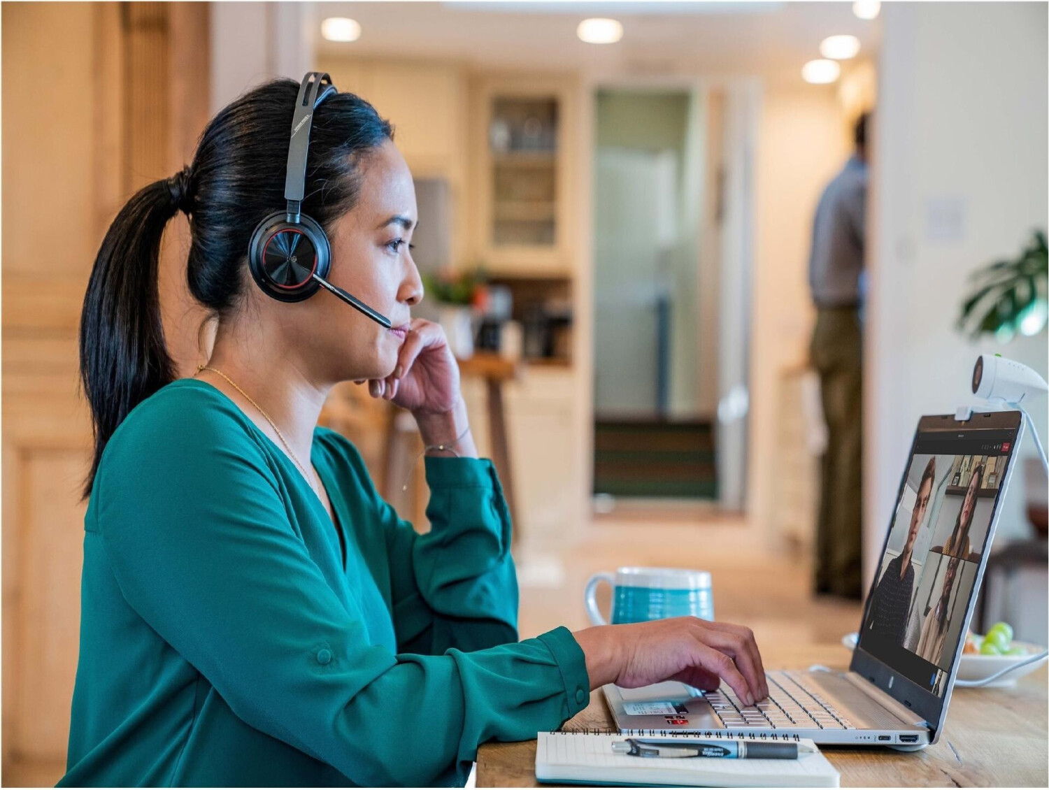 HP Poly Voyager Focus 2 (Kabellos, USB-A, USB-C, Microsoft Teams ...