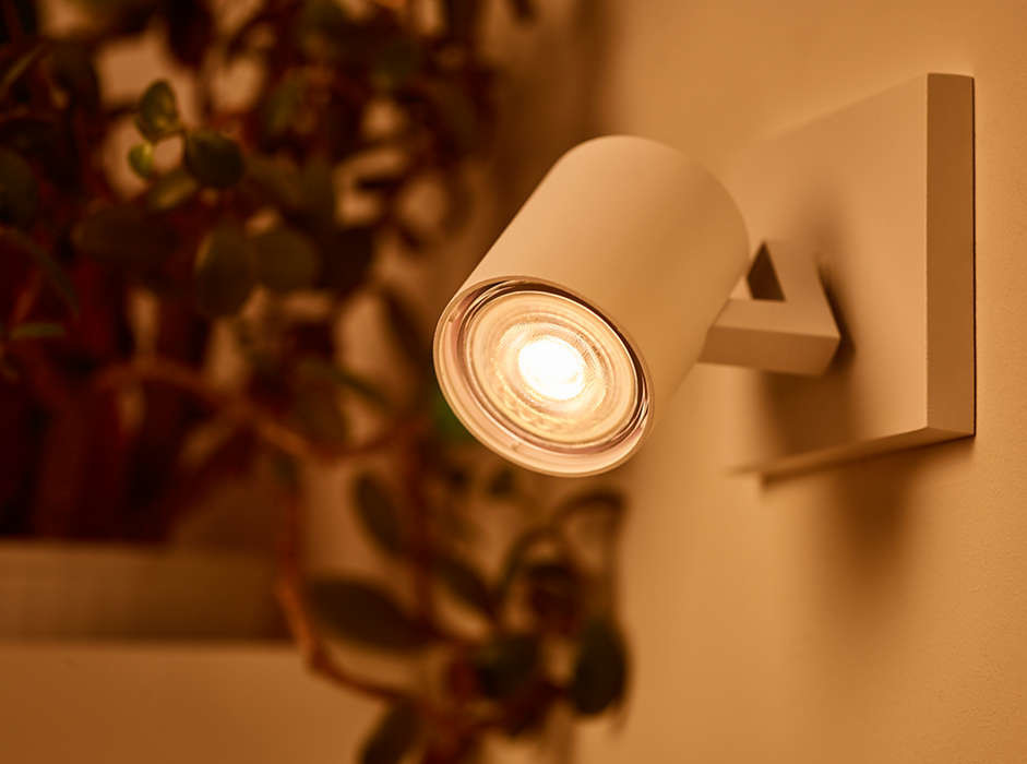 Philips Led Spot Gu10 Dim Warmglow 3 8w 50w Warmweiß 6er Pack Ab €